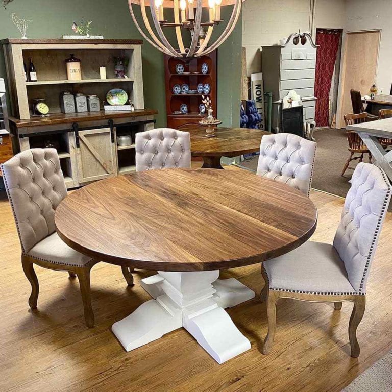 Farmhouse Round Table - Chic & Antique